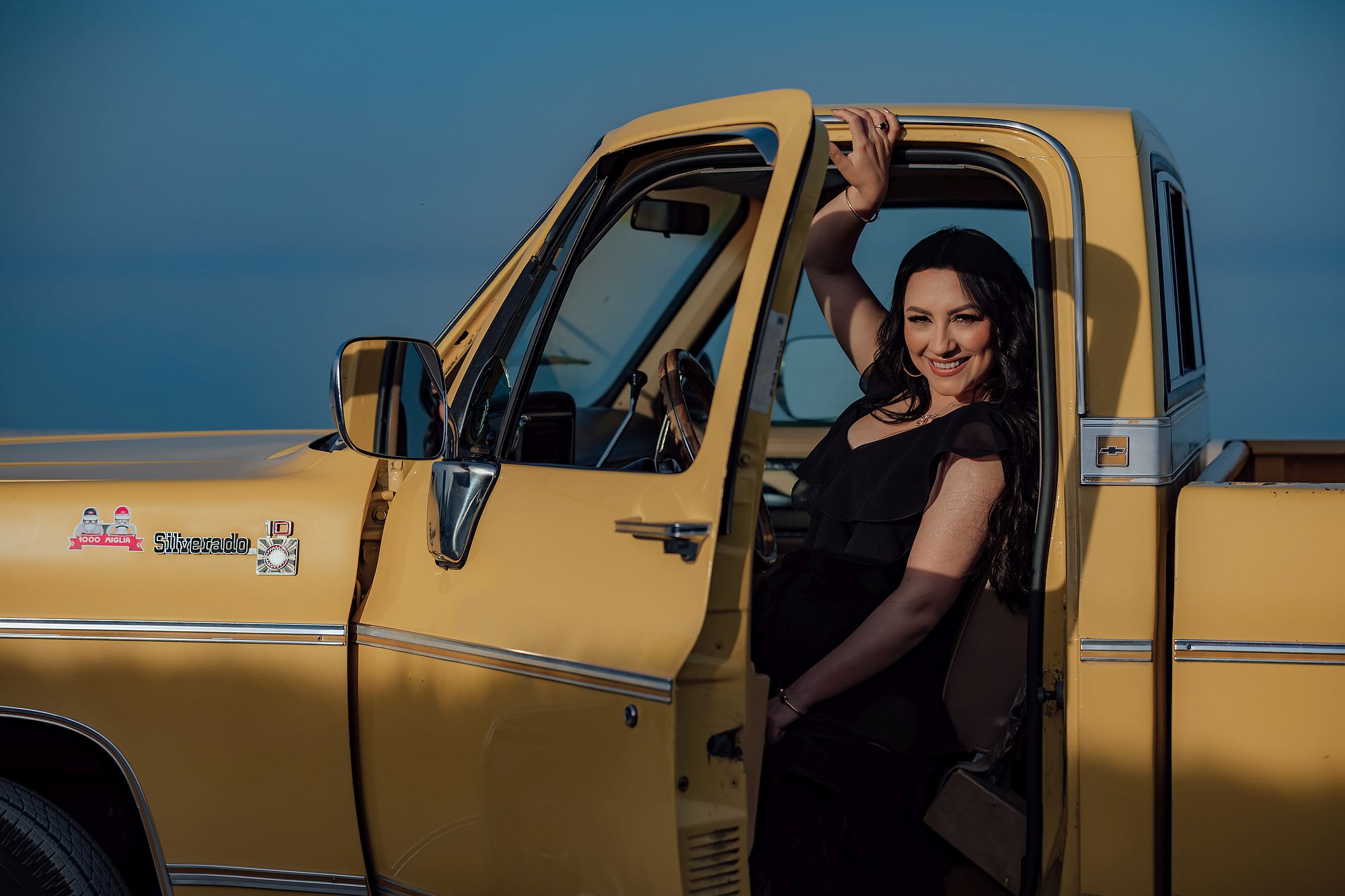 Andra a lansat melodia „Bine, Bine”, noul hit al verii. Cui dedică ... Andra a lansat melodia „Bine, Bine”, noul hit al verii. Cui dedică ...