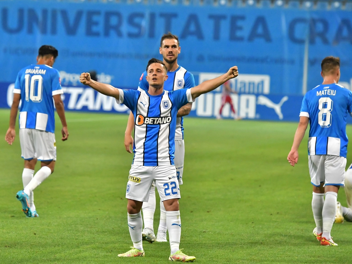 Cine transmite CS Universitatea Craiova - Rapid, derby-ul etapei a 3-a ... Cine transmite CS Universitatea Craiova - Rapid, derby-ul etapei a 3-a ...