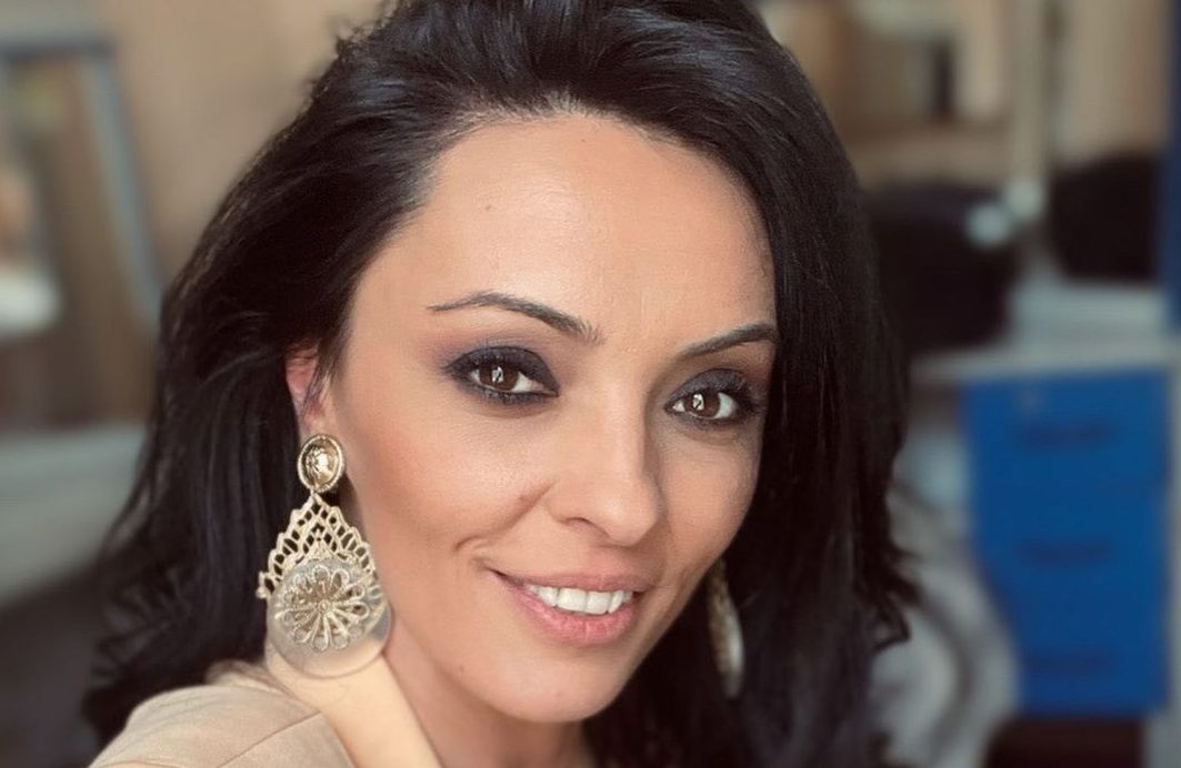 Ce a sfătuit-o Adela Popescu pe Cosmina Păsărin înainte să prezinte ...
