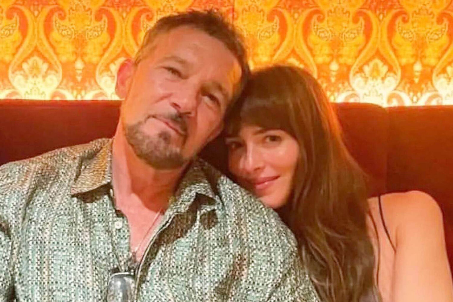 Antonio Banderas, imagine emoționantă cu Dakota Johnson, fiica lui ...