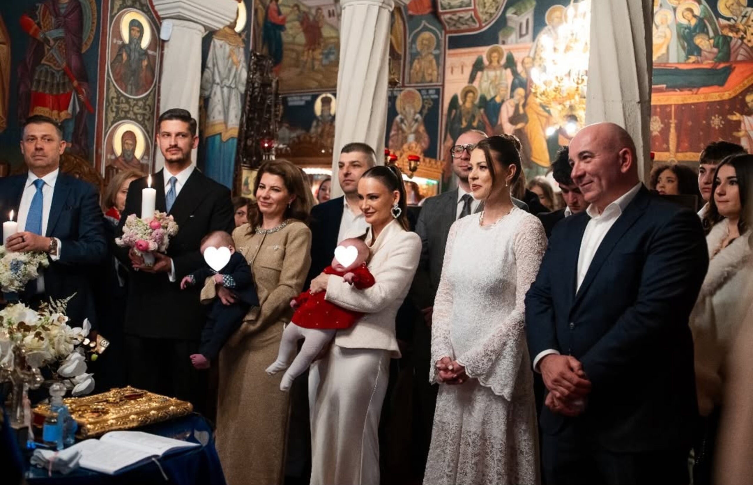 Roxana Nemeș, imagini rare de la botezul gemenilor. Mesajul emoționant ...